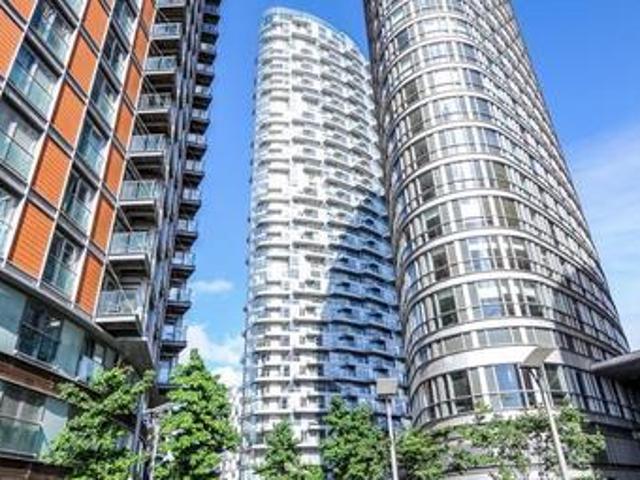 1 Bedrooms Flat for rent in Charrington Tower, London E14