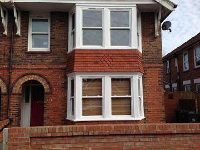 1 Bedrooms Flat for rent in Chatham Road, Worthing, West Sussex BN11