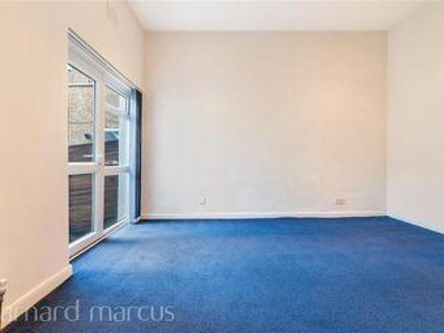 1 Bedrooms Flat for rent in Chatsworth Road, Croydon CR0