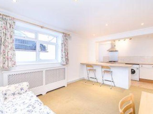 1 Bedrooms Flat for rent in Chatsworth Road, Kilburn NW2