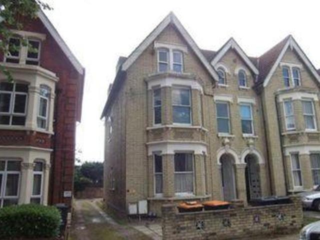 1 Bedrooms Flat for rent in Chaucer Road, Bedford MK40
