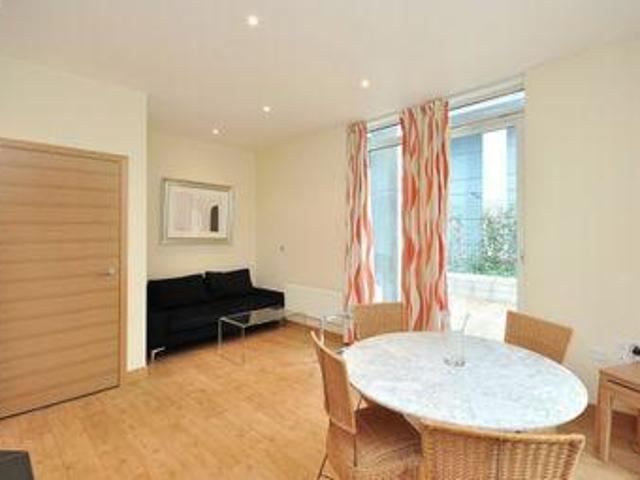1 Bedrooms Flat for rent in Chelsea Bridge Wharf, Battersea SW8