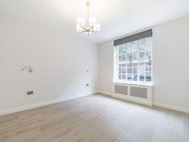 1 Bedrooms Flat for rent in Chelsea Manor Street, Chelsea SW3