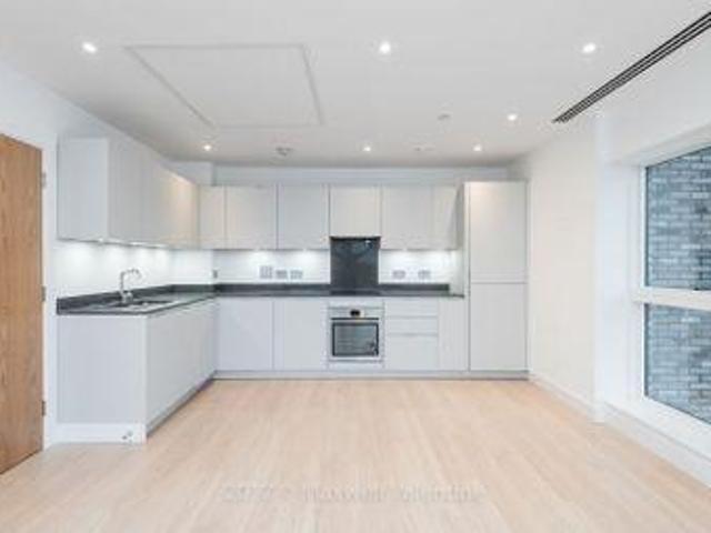 1 Bedrooms Flat for rent in Cherry Orchard Road, Croydon CR0