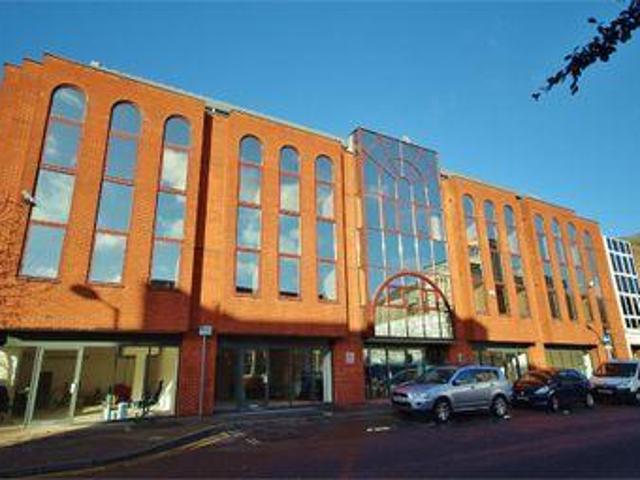 1 Bedrooms Flat for rent in Chiltern House, 24 King Street, Watford, Hertfordshire WD18