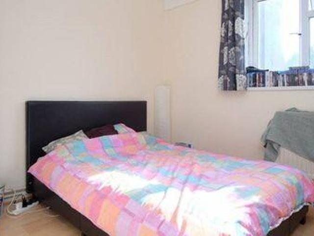 1 Bedrooms Flat for rent in Christian Street, Aldgate East E1