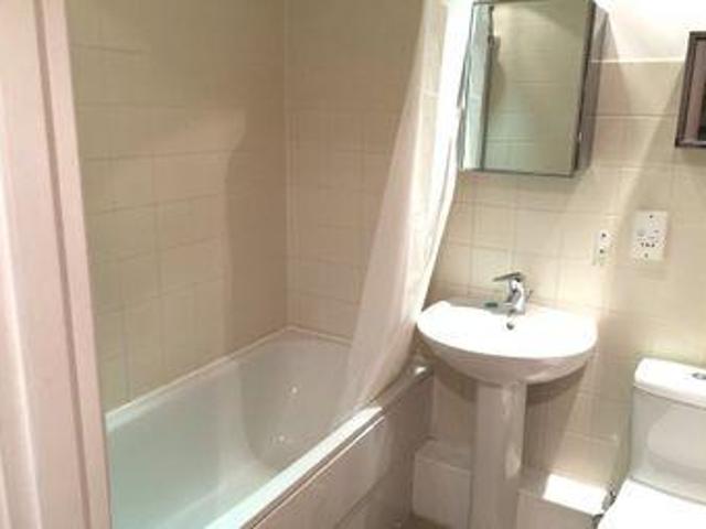 1 Bedrooms Flat for rent in City Walk, Leeds LS11