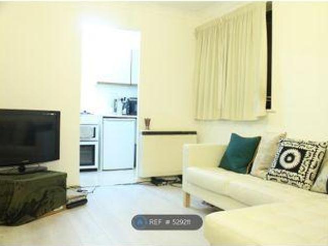1 Bedrooms Flat for rent in Cippenham, Slough SL1