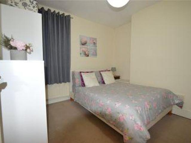 1 Bedrooms Flat for rent in Clyde Road, Addiscombe, Croydon CR0