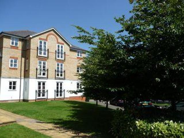 1 Bedrooms Flat for rent in Clarence Close, Barnet EN4
