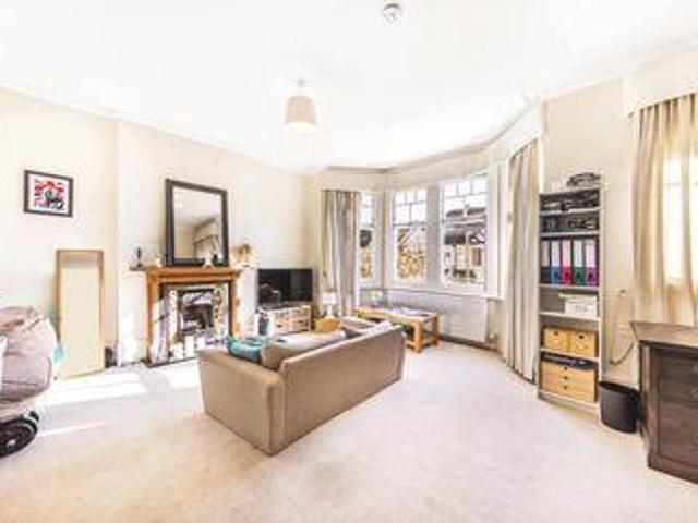1 Bedrooms Flat for rent in Clarendon Drive, London SW15