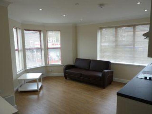 1 Bedrooms Flat for rent in Crwys Road, Cathays, Cardiff CF24