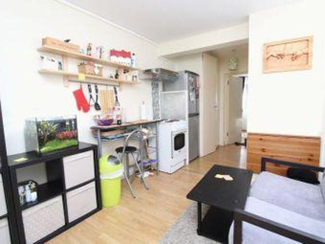 1 Bedrooms Flat for rent in Cranbrook Park, Wood Green N22