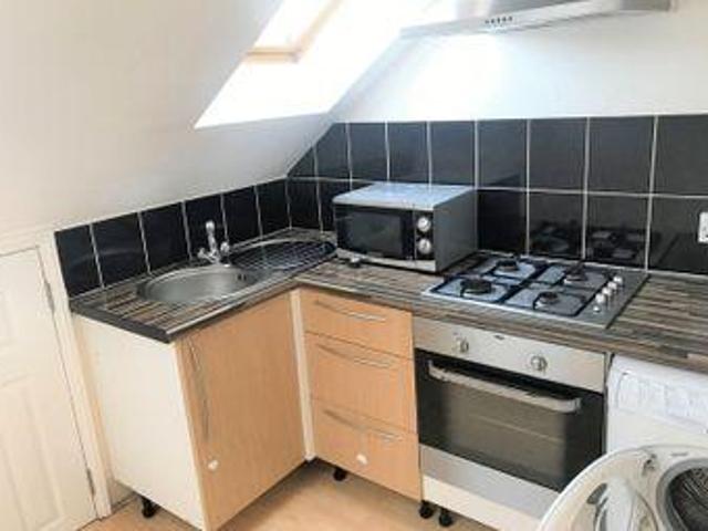 1 Bedrooms Flat for rent in Cranbrook Road, Ilford IG1
