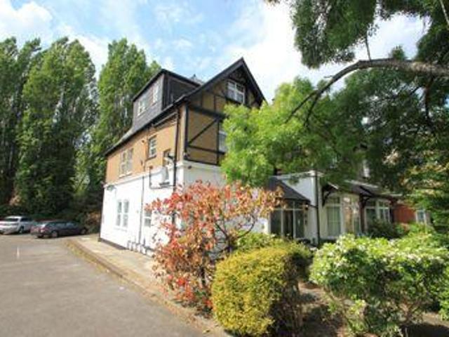 1 Bedrooms Flat for rent in Cranes Park, Surbiton KT5