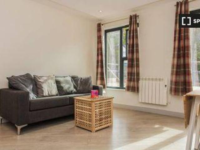 1 Bedrooms Flat for rent in Cressy Houses, Hannibal Road, London E1