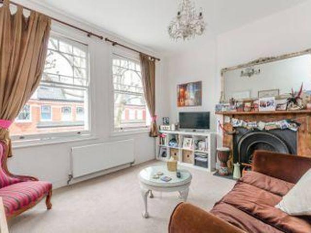 1 Bedrooms Flat for rent in Crockerton Road, Tooting Bec SW17