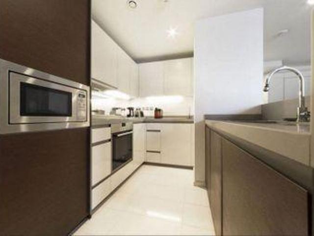 1 Bedrooms Flat for rent in Crossharbour, Docklands E14