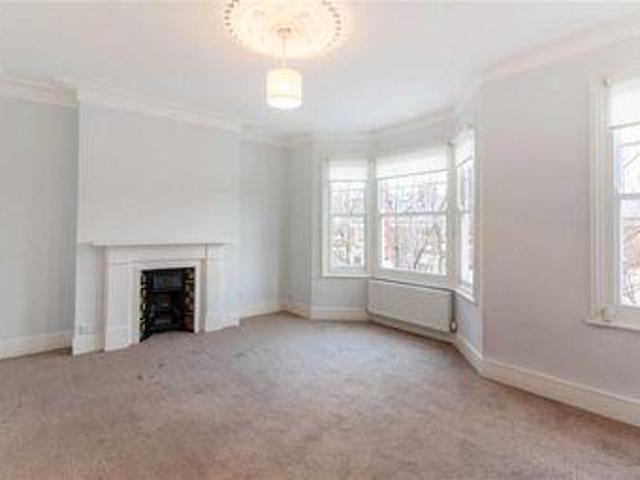 1 Bedrooms Flat for rent in Curwen Road, London W12