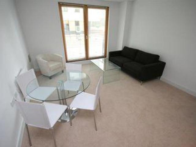 1 Bedrooms Flat for rent in Cypress Place, Green Quarter, Manchester M4