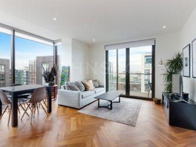 1 Bedrooms Flat for rent in Ambassador Building, Embassy Gardens SW11