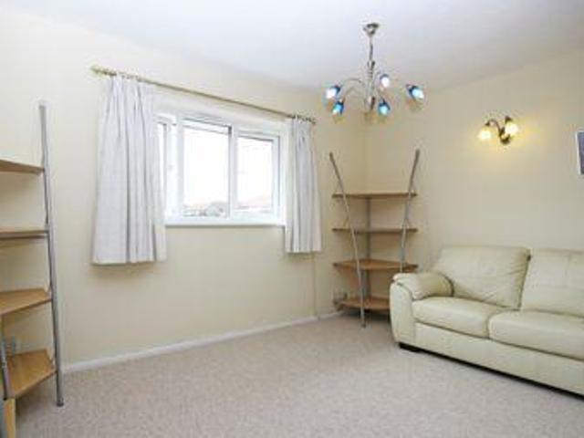 1 Bedrooms Flat for rent in Ambassador Square, London E14