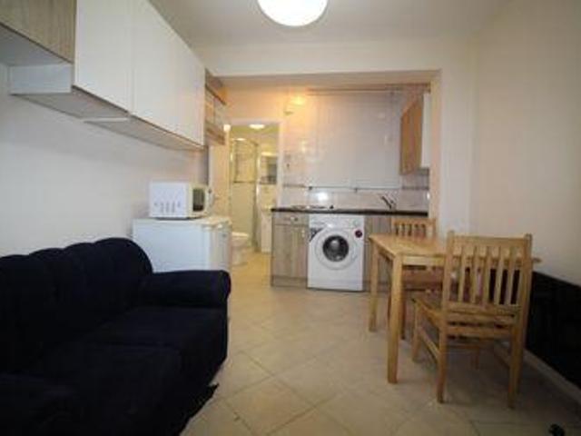1 Bedrooms Flat for rent in Amhurst Road, London N16