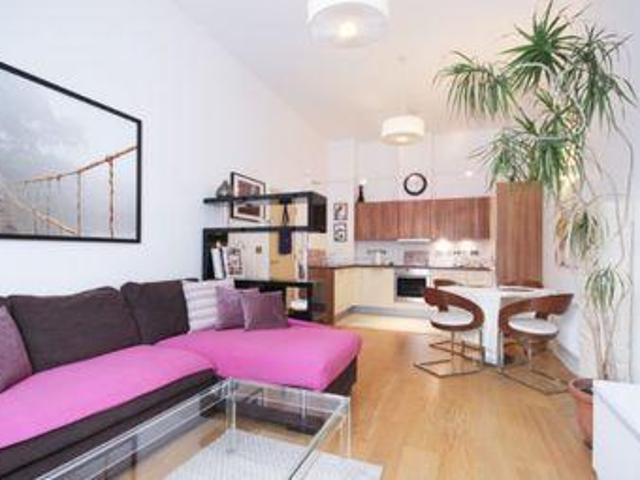 1 Bedrooms Flat for rent in Anthony Court, Larden Road, Acton, London W3