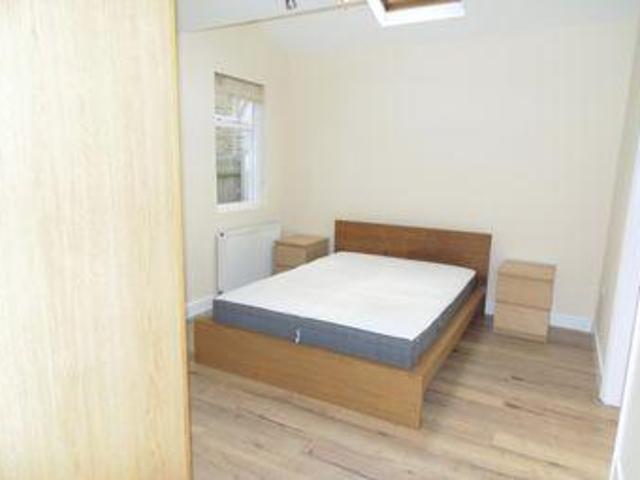 1 Bedrooms Flat for rent in Angles Road, Streatham SW16