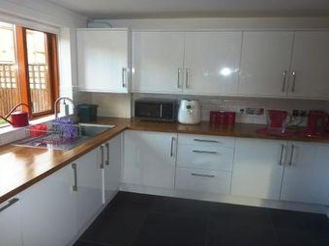 1 Bedrooms Flat for rent in Anglian Road, London E11