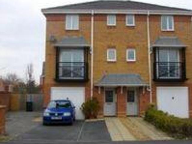 1 Bedrooms Flat for rent in Anley Way, Coventry CV6