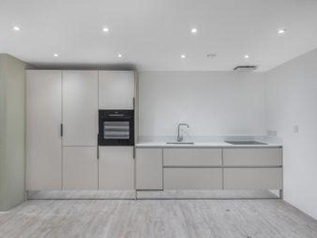 1 Bedrooms Flat for rent in Accommodation Road, Golders Green London NW11