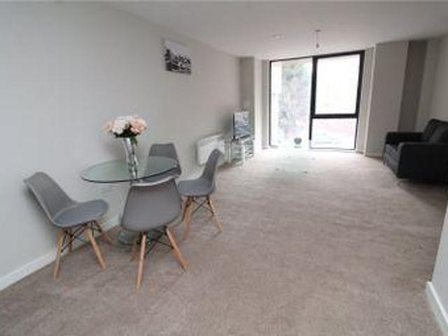 1 Bedrooms Flat for rent in Adelphi Wharf 1C, 11 Adelphi Street, Salford, Greater Manchester M3