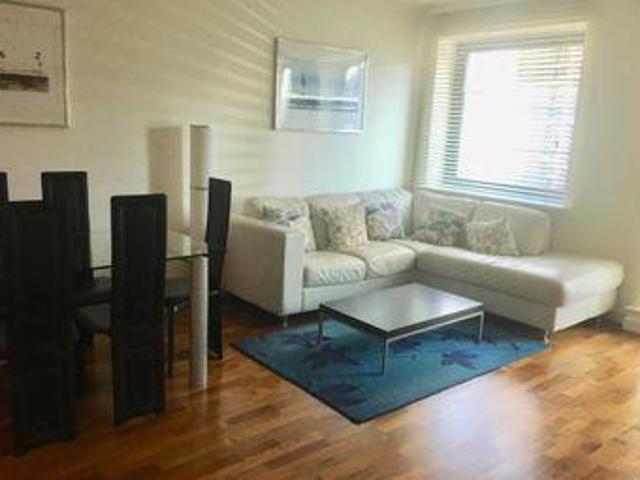 1 Bedrooms Flat for rent in Admirals Way, Canary Wharf E14