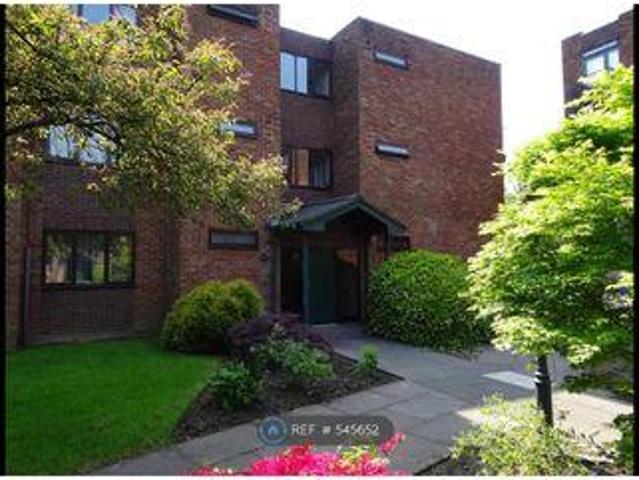 1 Bedrooms Flat for rent in Agnes Court, Manchester M14