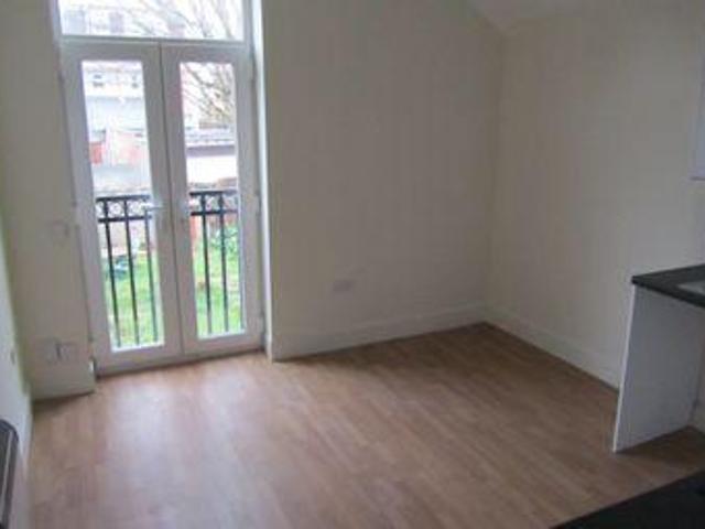 1 Bedrooms Flat for rent in Albany Road, Roath, Cardiff CF24