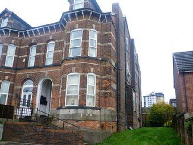 1 Bedrooms Flat for rent in Albert Road, Eccles, Manchester M30