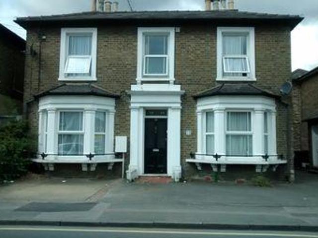 1 Bedrooms Flat for rent in Albert Road, Kingston Upon Thames KT1