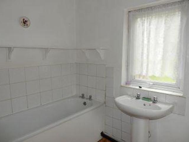 1 Bedrooms Flat for rent in Albert Road, London SE25