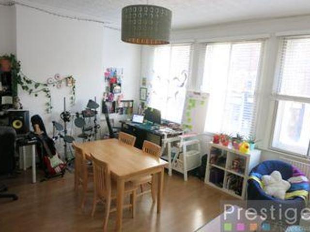1 Bedrooms Flat for rent in Albion Road, London N16