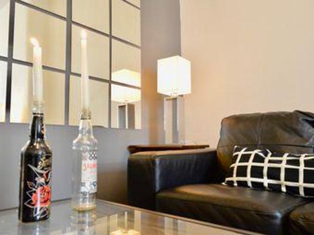 1 Bedrooms Flat for rent in Albion Terrace, Restalrig, Edinburgh EH7
