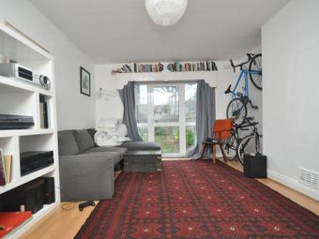 1 Bedrooms Flat for rent in Alkham Road, London N16