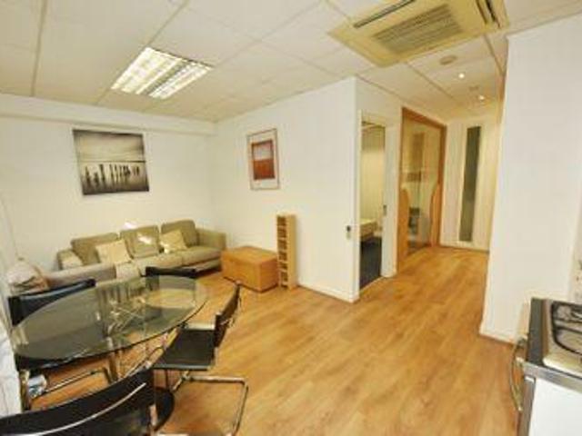 1 Bedrooms Flat for rent in All Bills Inclusive Decima St, Tower Bridge, London SE1