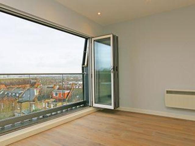 1 Bedrooms Flat for rent in Arthur Road, London SW19