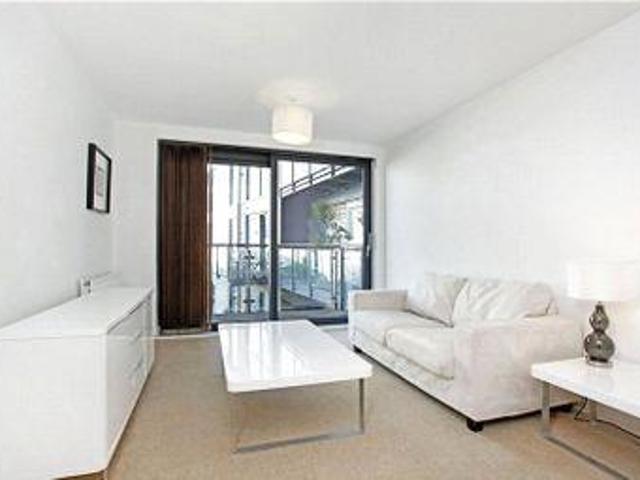 1 Bedrooms Flat for rent in Aragon Court, London SE11