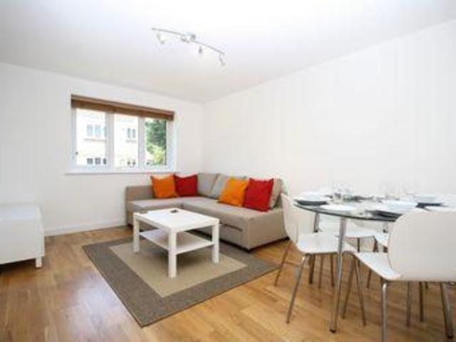 1 Bedrooms Flat for rent in Arden Crescent, Isle Of Dogs, London E14