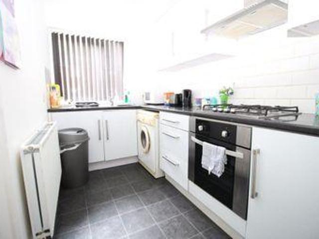 1 Bedrooms Flat for rent in Arreton Square, Manchester M14