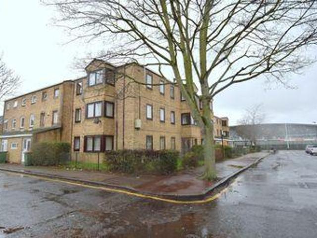 1 Bedrooms Flat for rent in Asland Road, Stratford, London E15