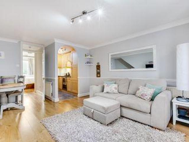1 Bedrooms Flat for rent in Aslett Street, London SW18