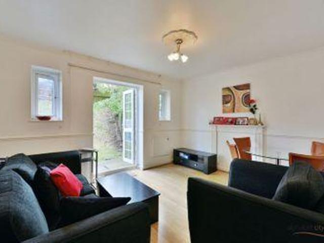 1 Bedrooms Flat for rent in Athol Square, London E14